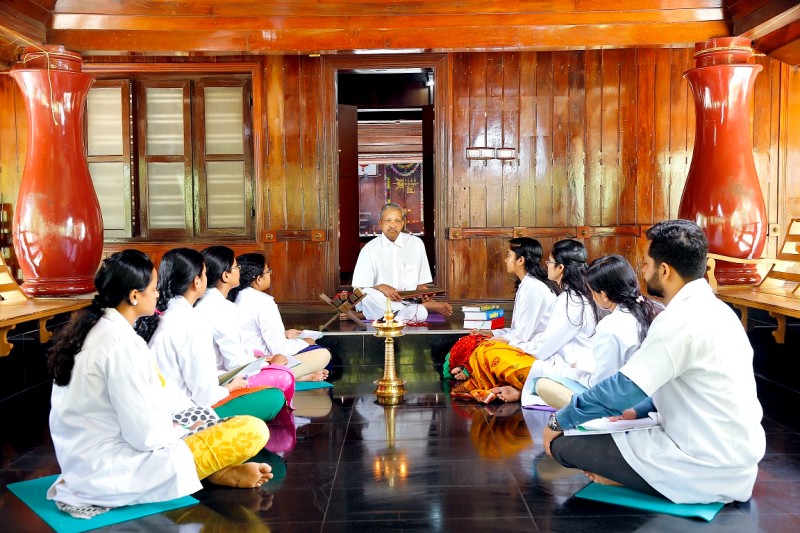 Hospital - World's Largest Ayurvedic Eye Care Network & Research Centres